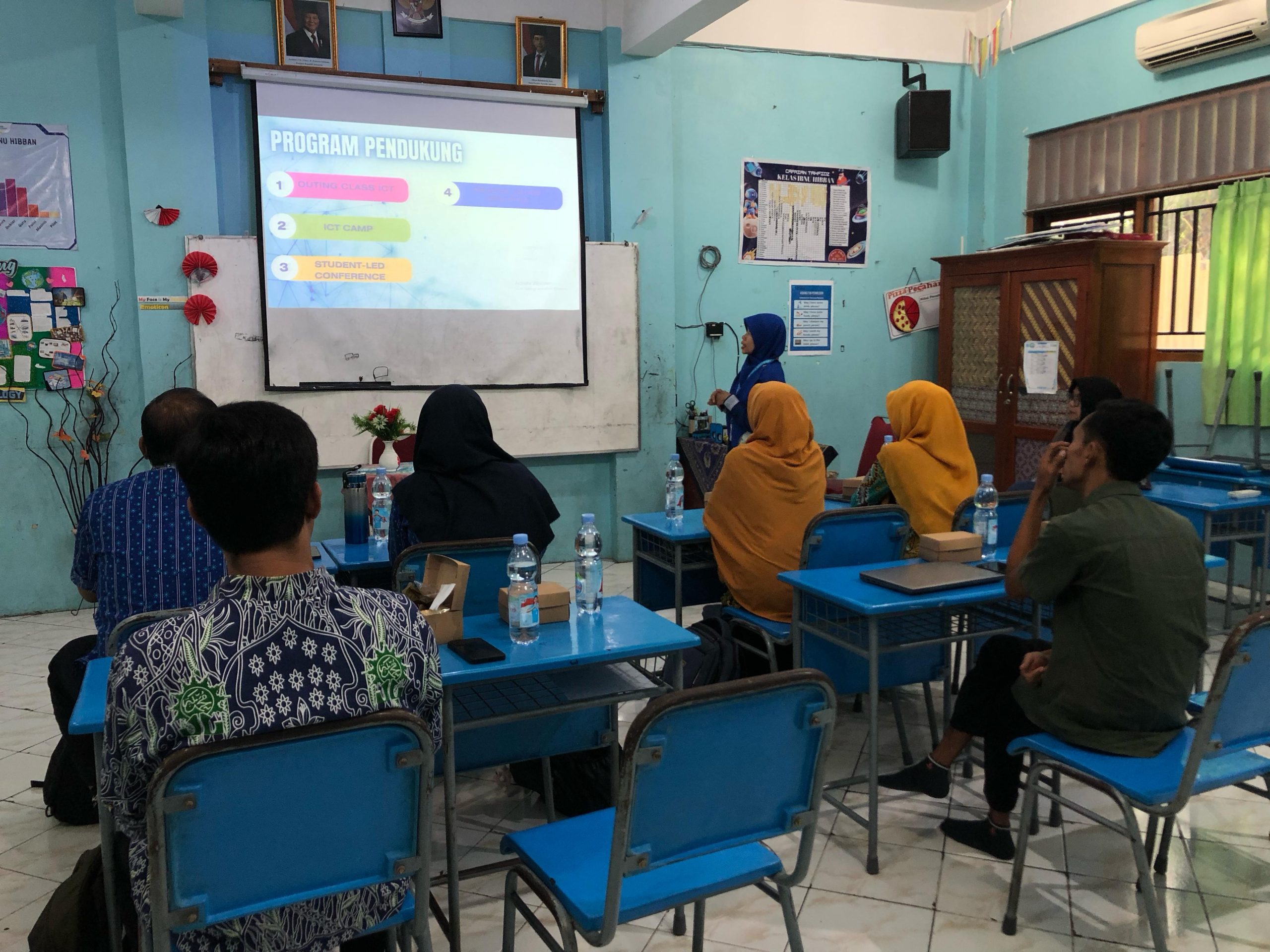 Menyesuaikan Diri Perkembangan Teknologi Dunia Pendidikan, SD Muhammadiyah Palur Ikuti Pelatihan ...